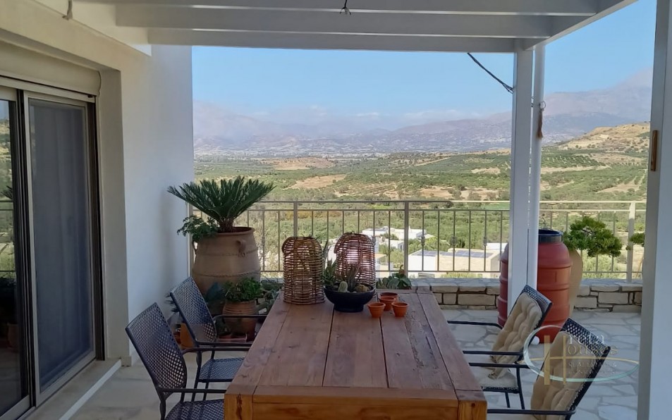 Charmant huis met prachtig uitzicht in Kamilari - Creta Houses